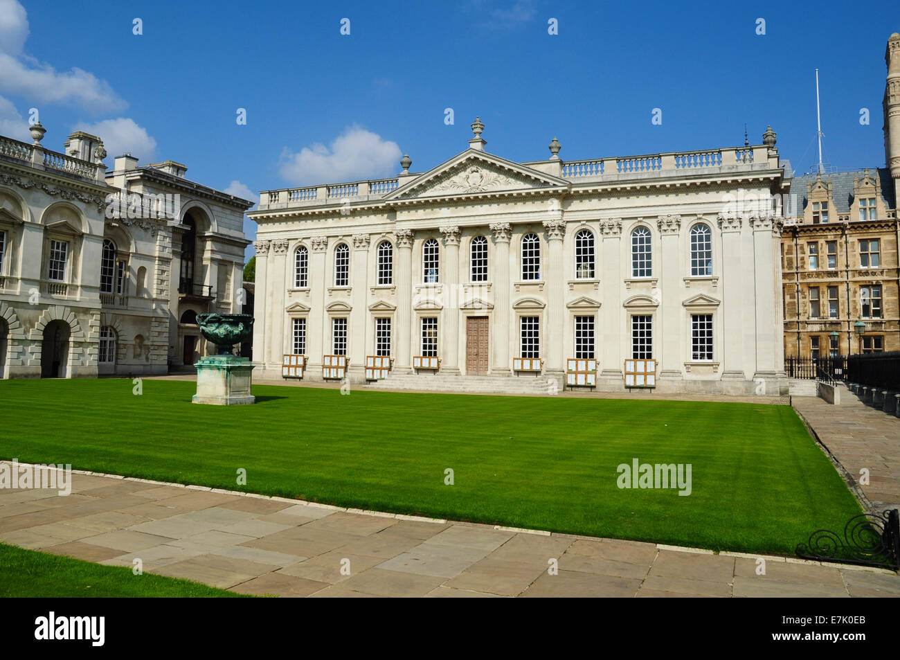 Senate house cambridge university hi-res stock photography and images ...