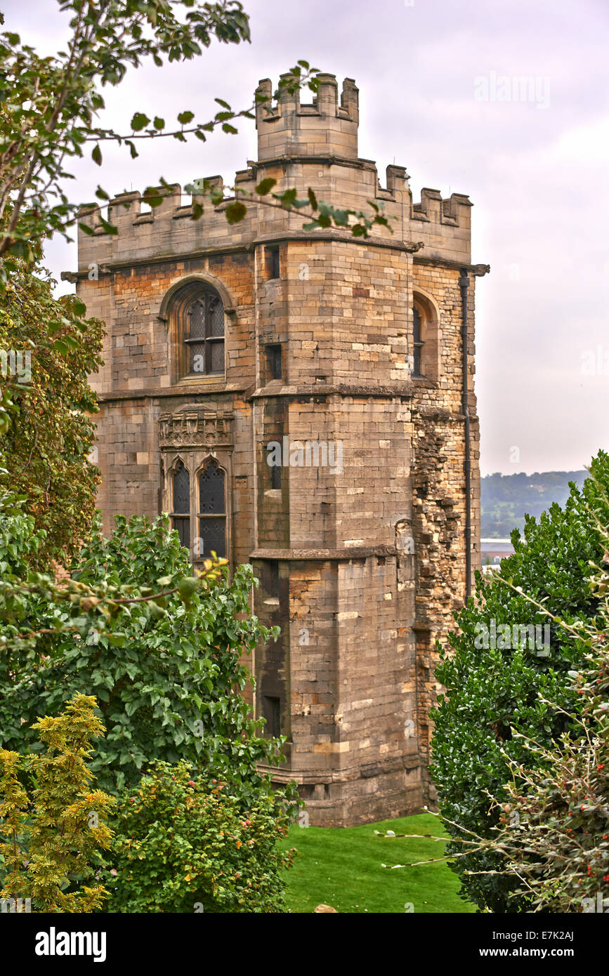 Lincoln Medieval Bishop's Palace is an historic visitor's attraction in ...
