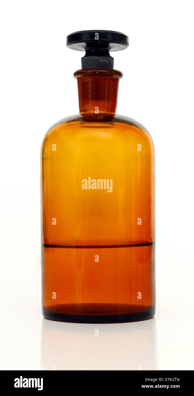 Little glass bottle hi-res stock photography and images - Alamy