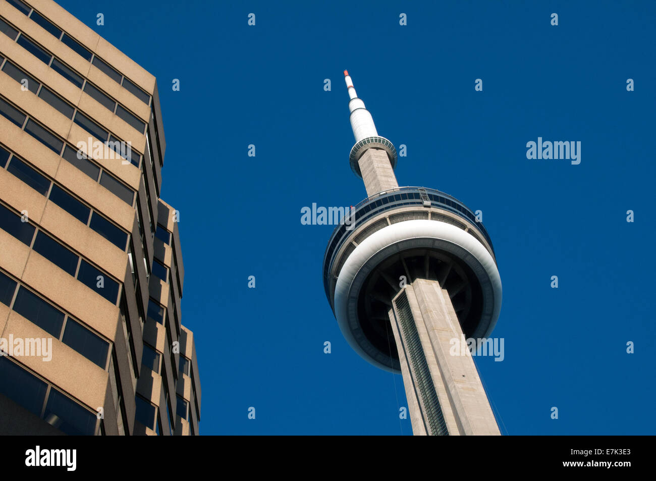 Famous buildings in toronto hi-res stock photography and images - Alamy