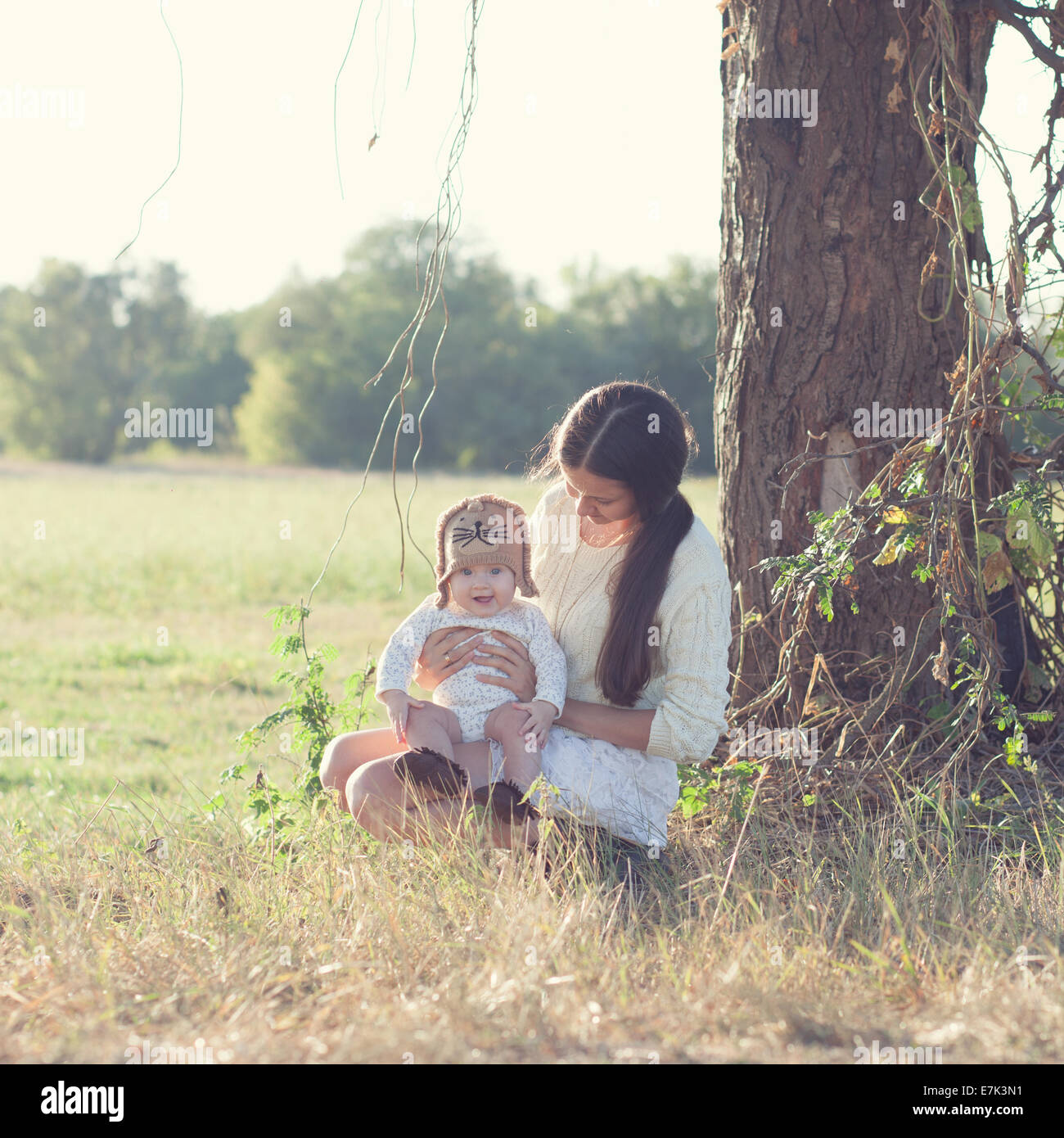 child explores the world Stock Photo - Alamy