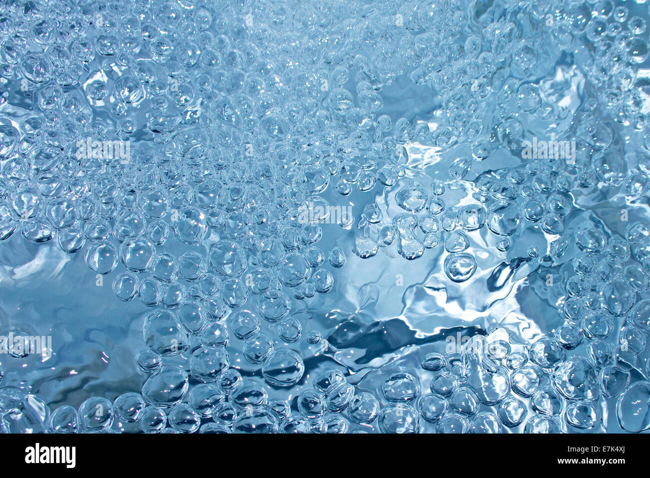 Silver bubbles hi-res stock photography and images - Alamy