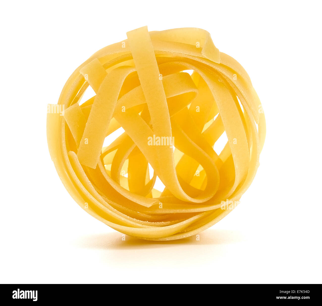 Tagliatelle nest hi-res stock photography and images - Alamy