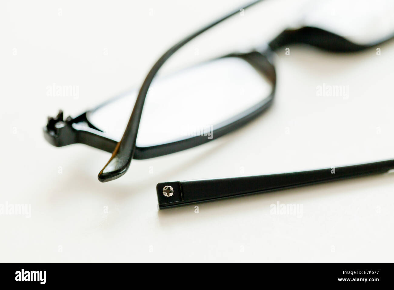 Broken spectacles hi-res stock photography and images - Alamy