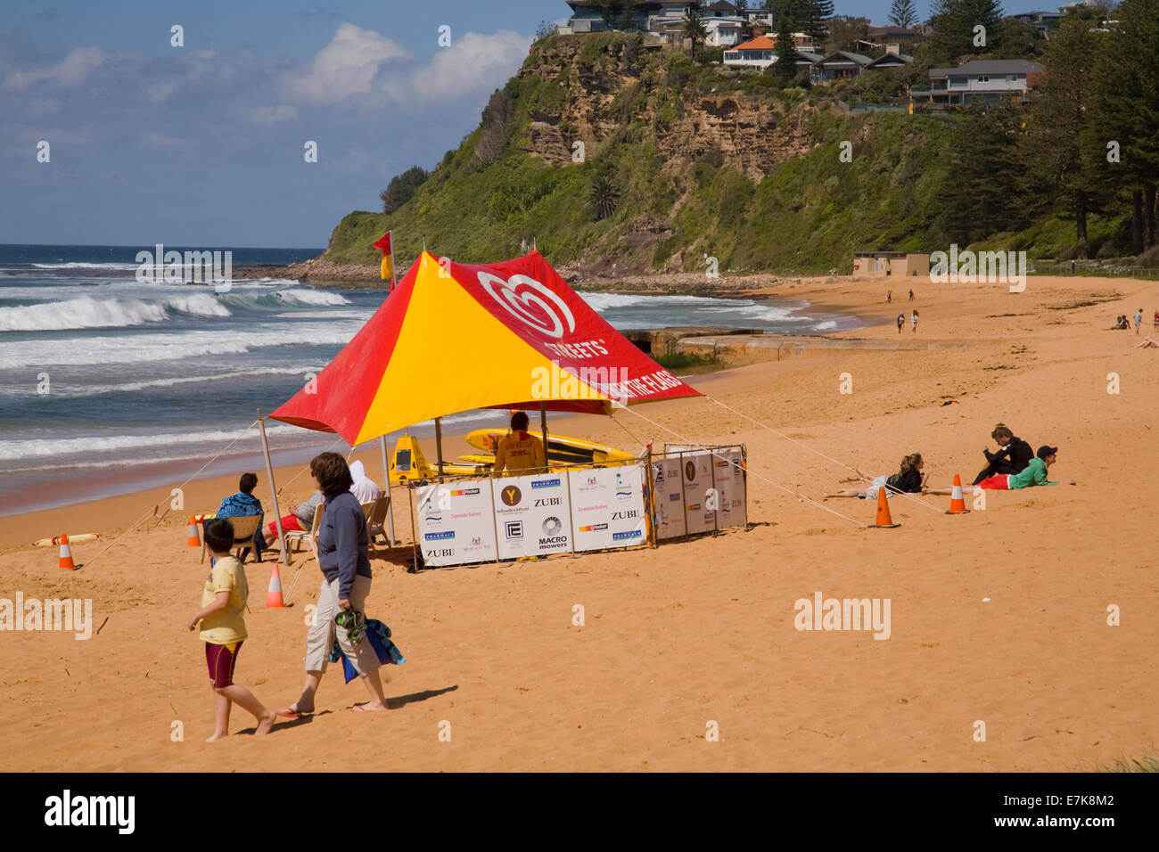 Surf life saving patrol team hi-res stock photography and images - Alamy