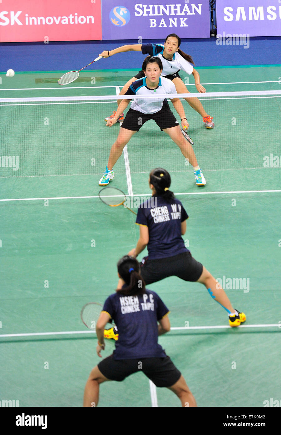 Incheon, South Korea. 20th Sep, 2014. POON Lok Yan (R upper) and CHAU ...