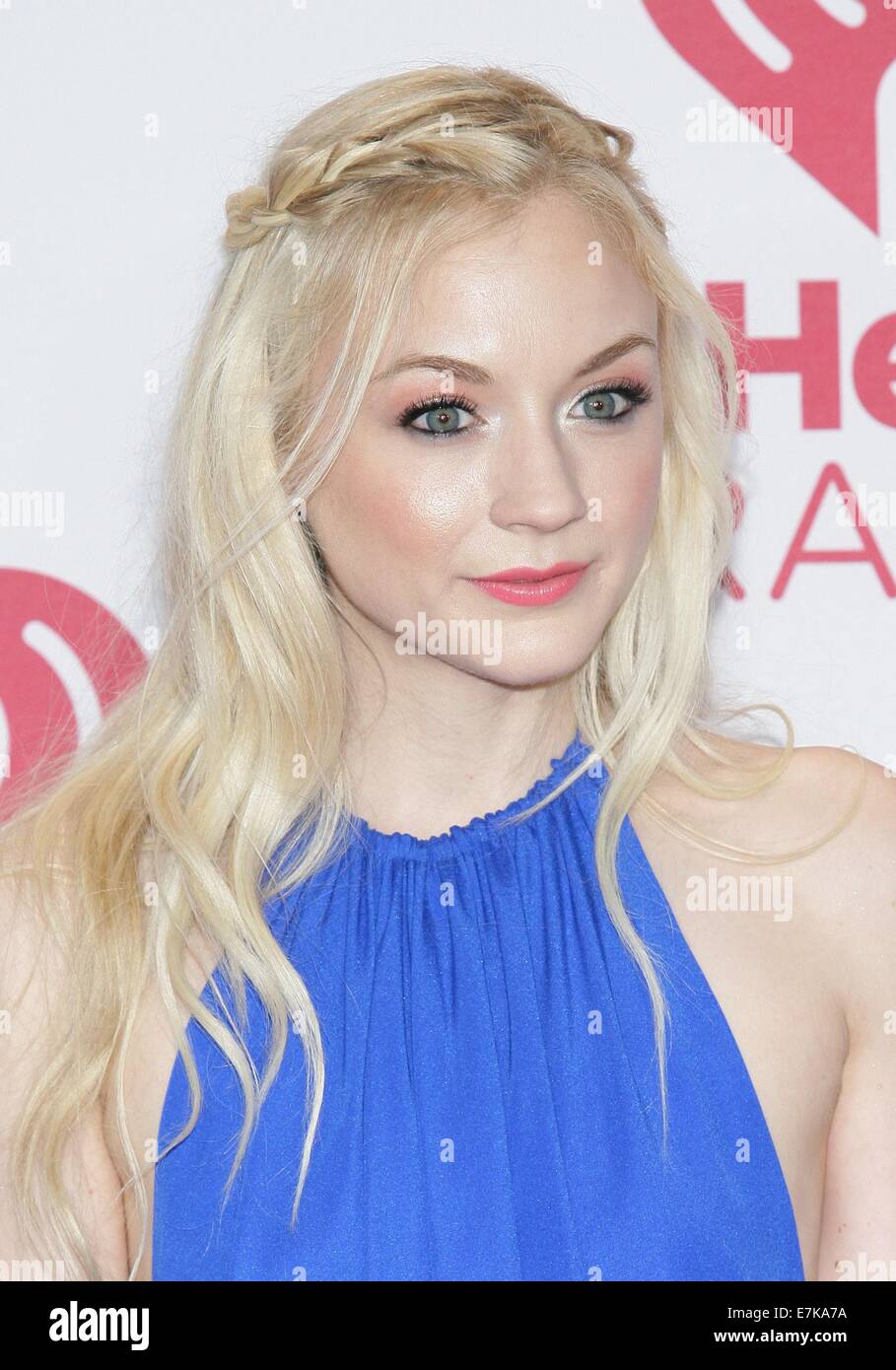 Emily Kinney Cute