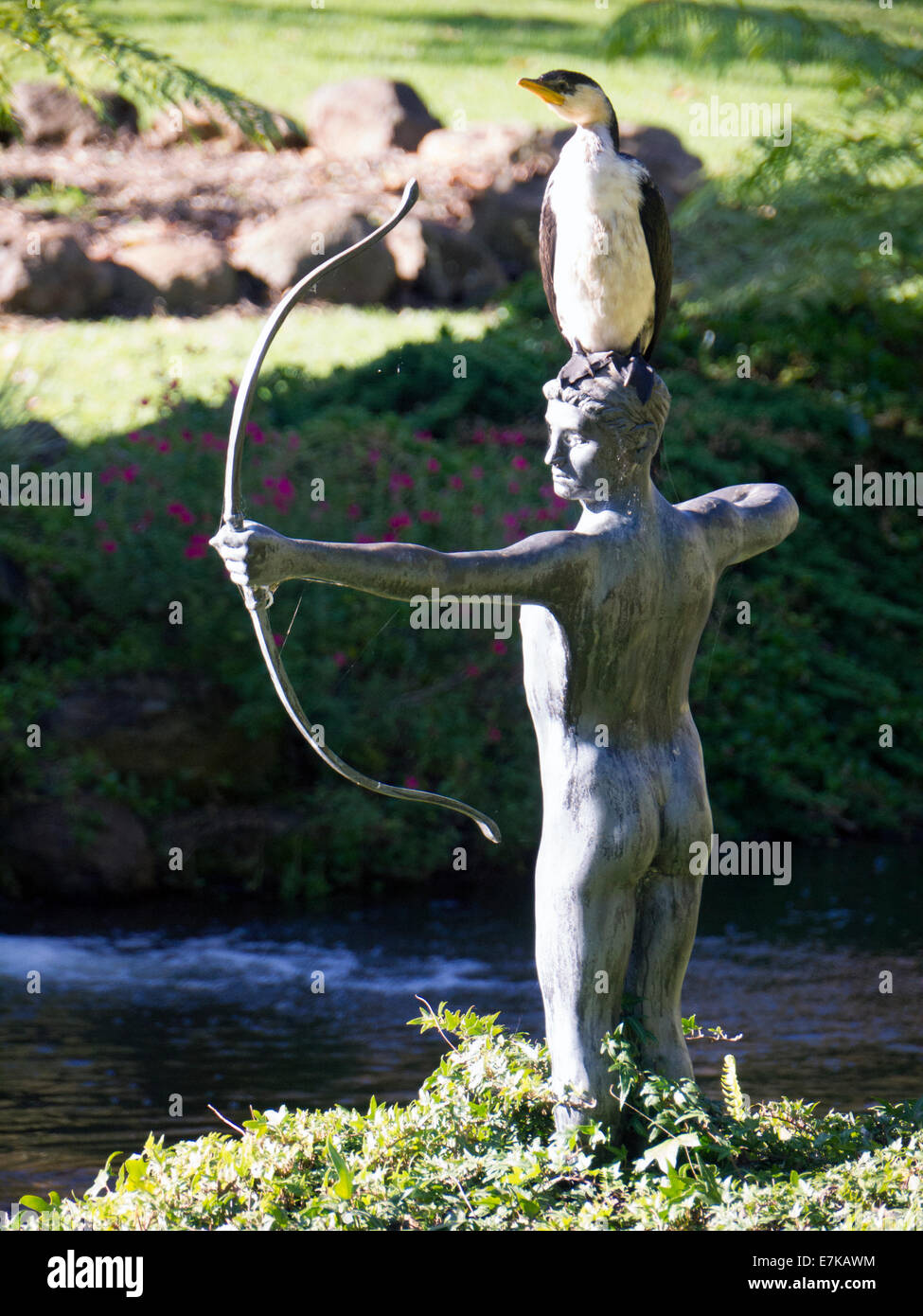 Cormorant statue hi-res stock photography and images - Alamy
