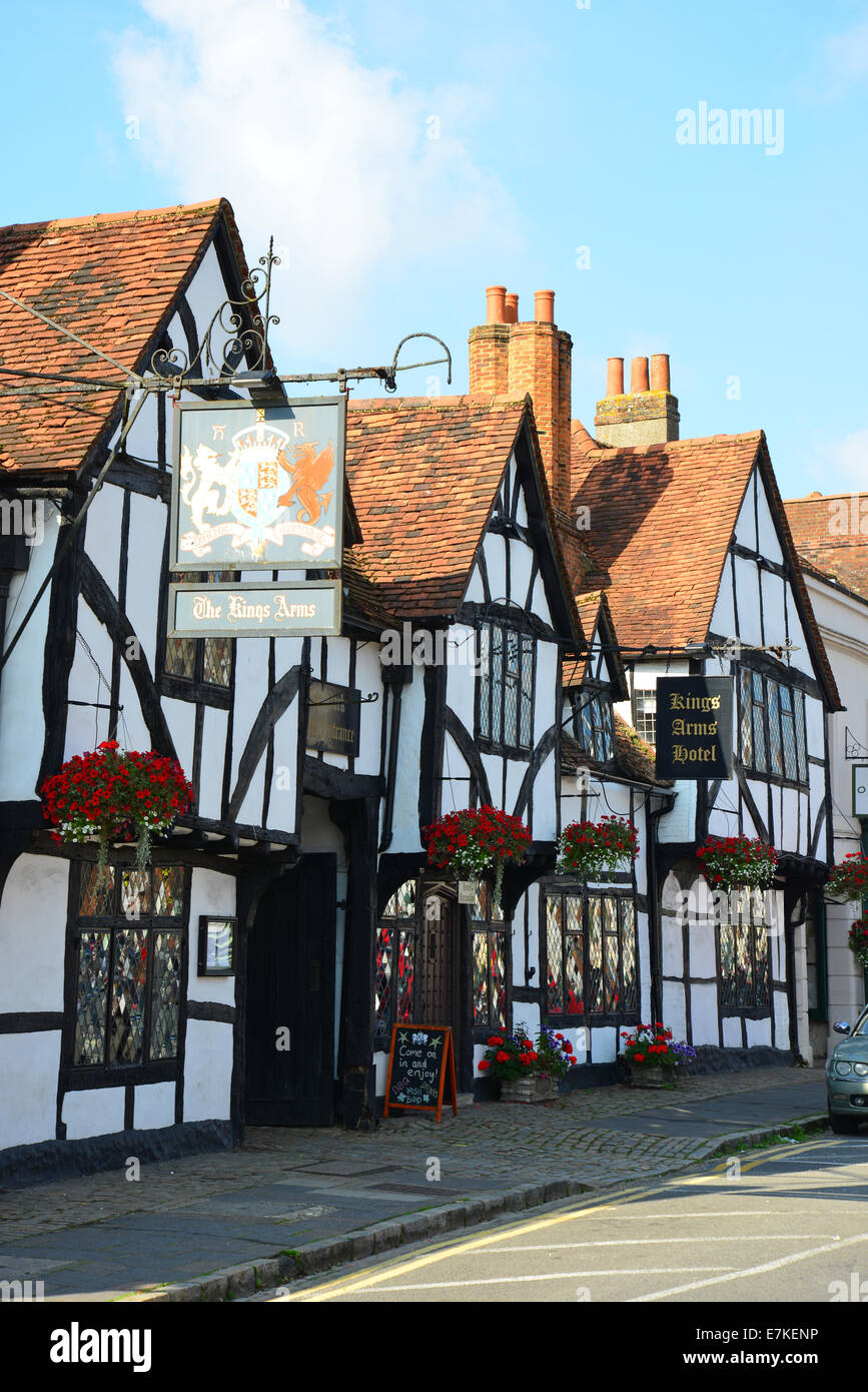 The Kings Arms Hotel, High Street, Old Amersham, Buckinghamshire ...