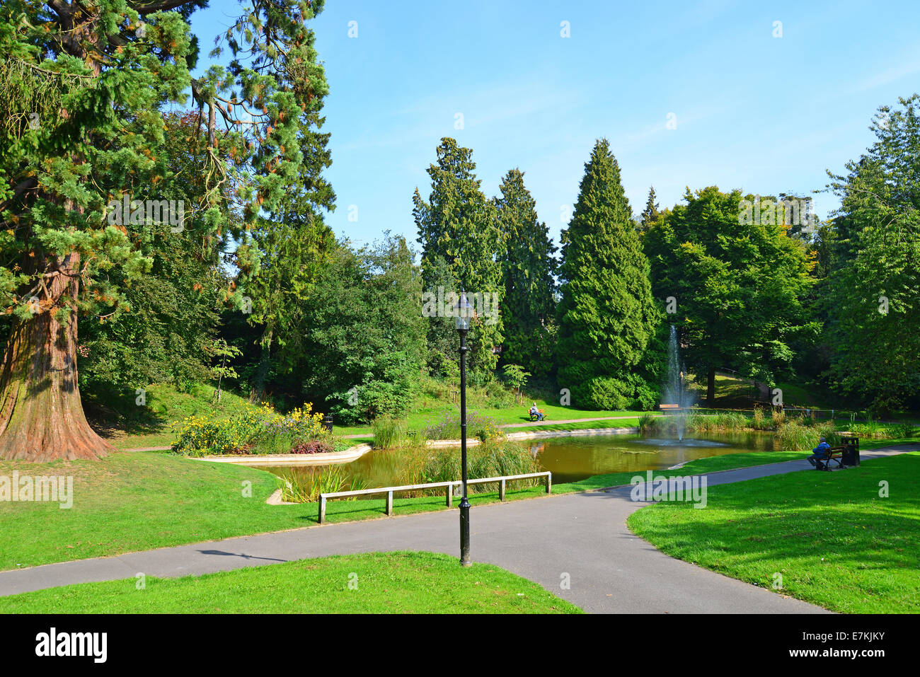 Tring Memorial Garden, Tring, Hertfordshire, England, United Kingdom ...