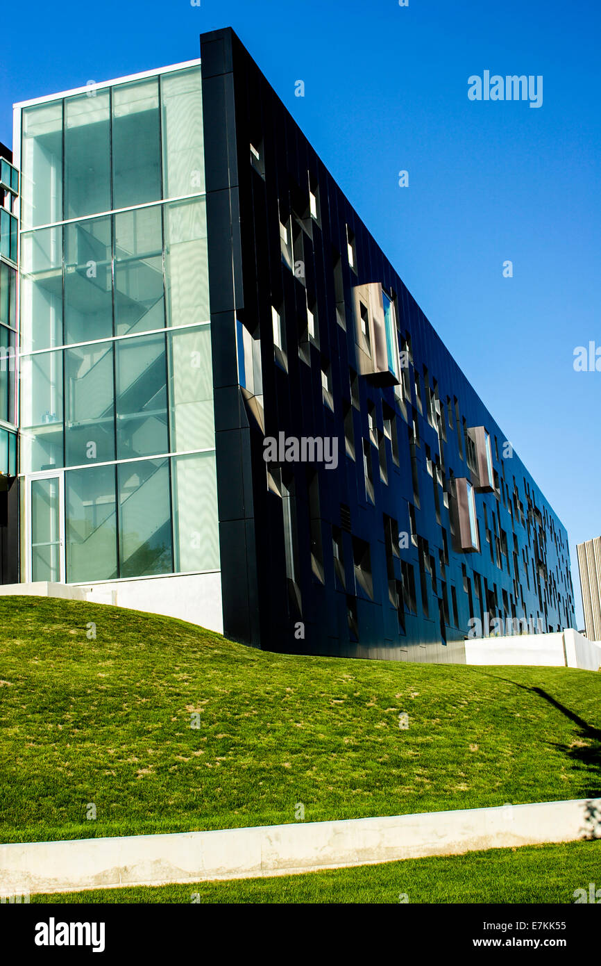 Perimeter Institute for Theoretical Physics Architect firm Saucier ...
