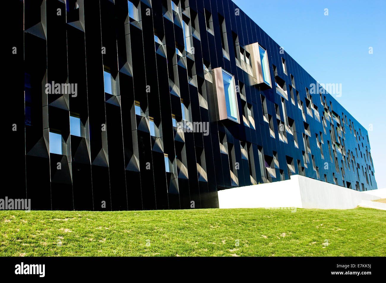 Perimeter Institute for Theoretical Physics Architect firm Saucier ...