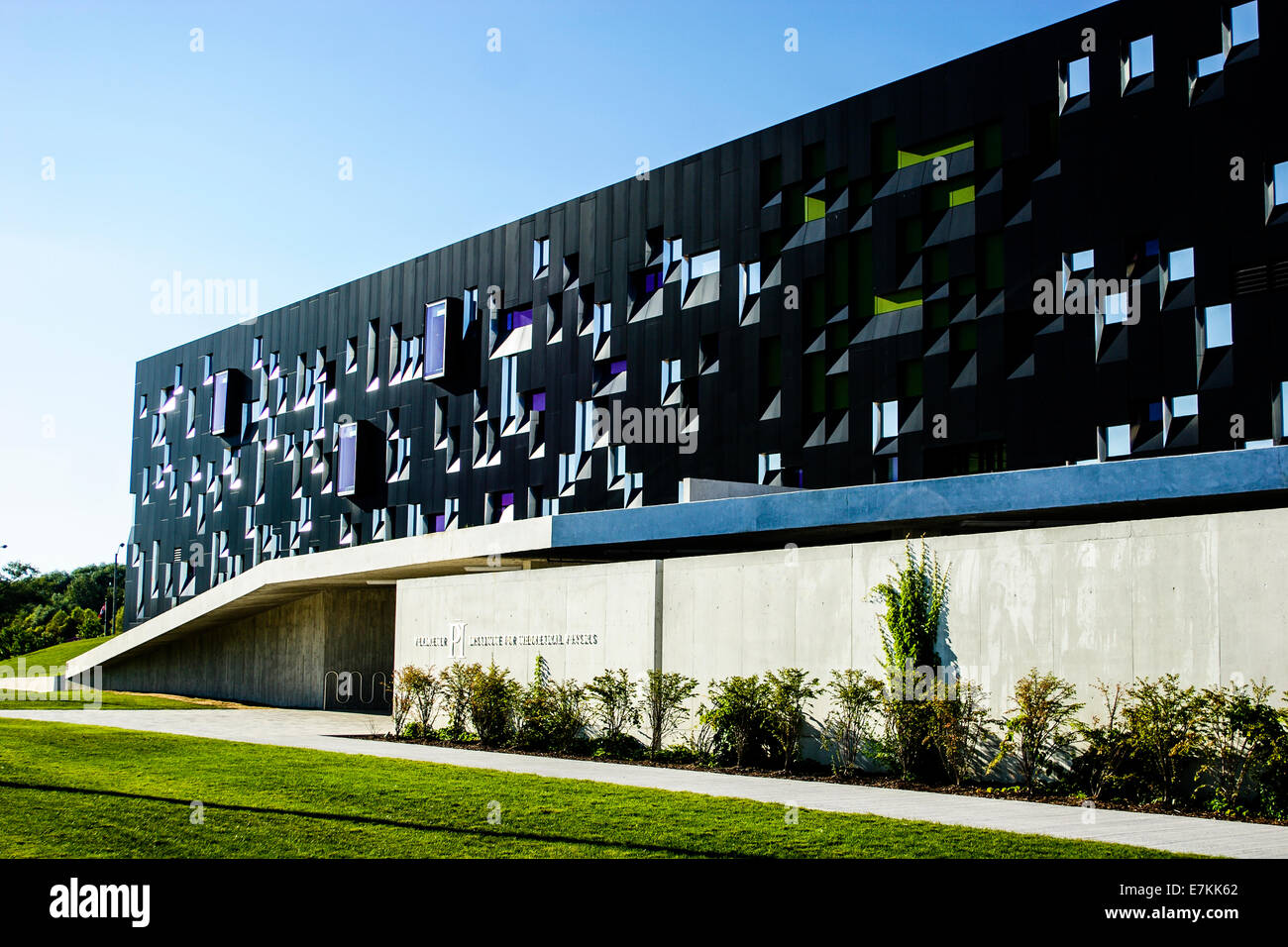 Perimeter Institute for Theoretical Physics Architect firm Saucier ...