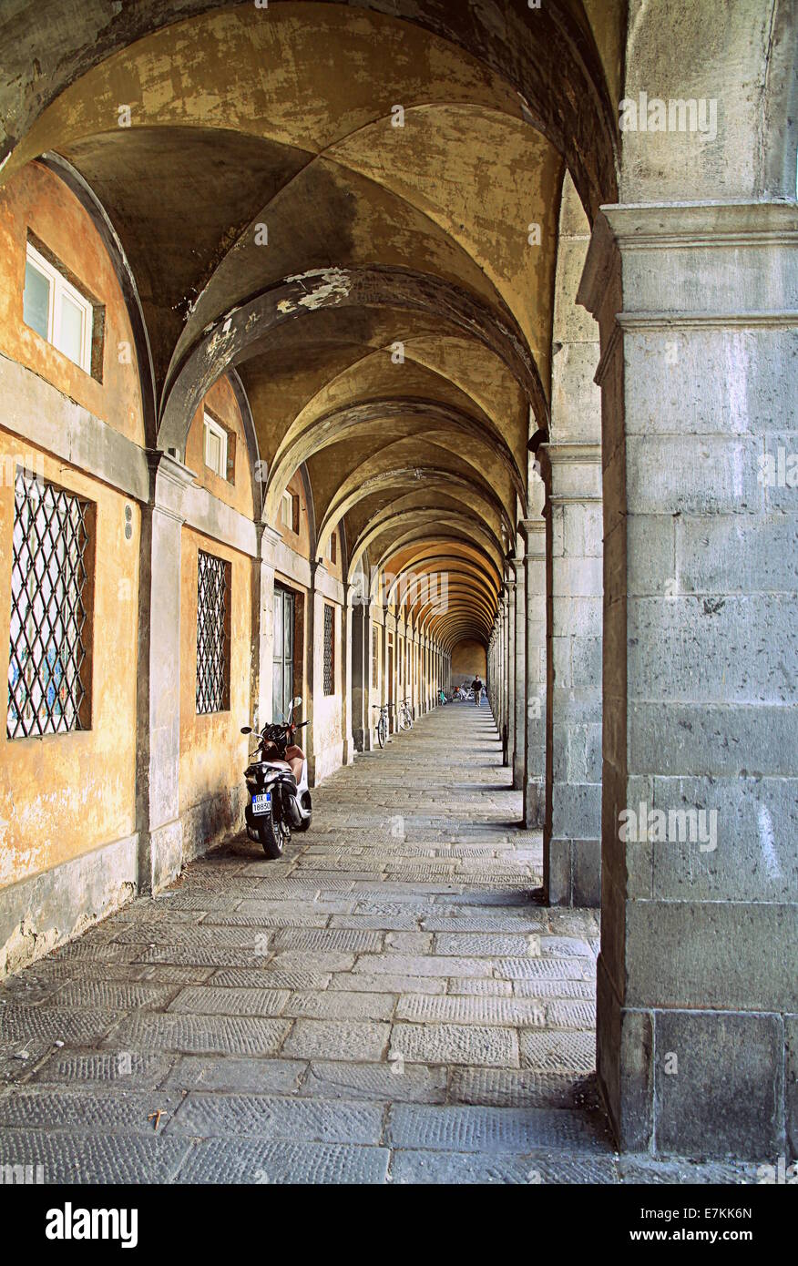 Medieval porch hi-res stock photography and images - Alamy