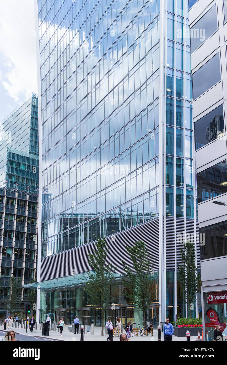 The Walkie Talkie building at 20 Fenchurch street - City of London ...