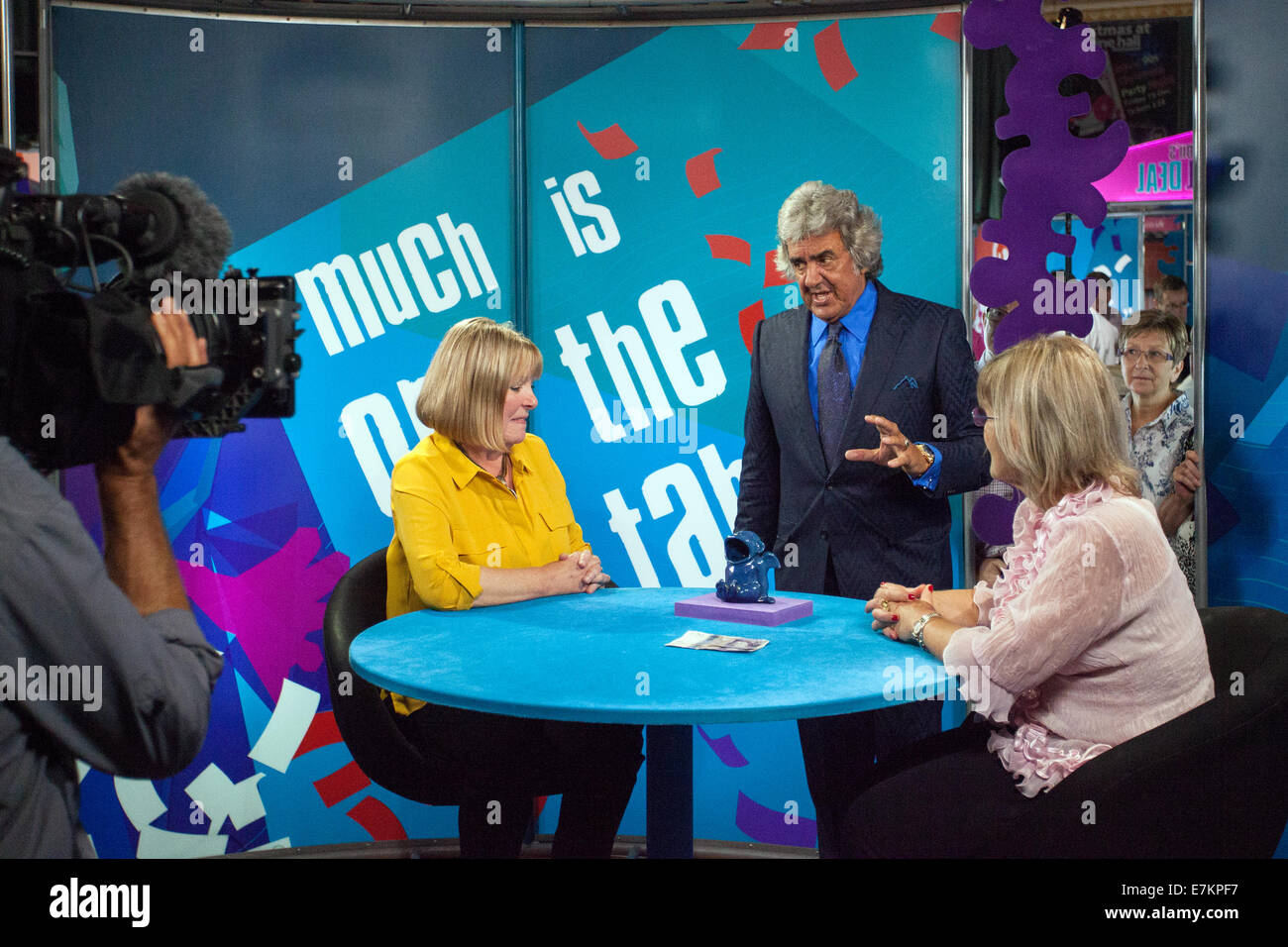 David dickinson real deal hi-res stock photography and images - Alamy