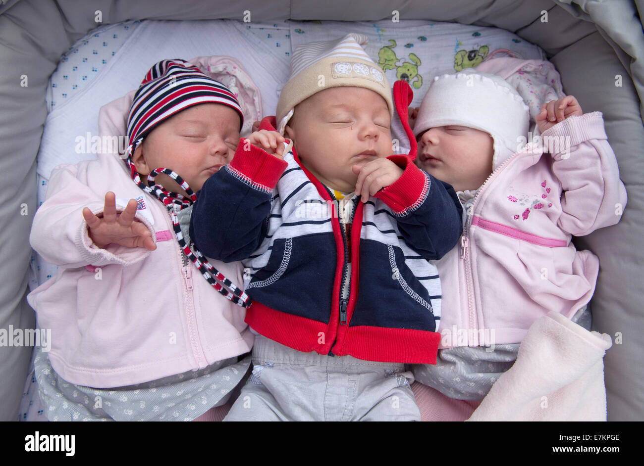 Neu-Anspach, Germany. 20th Sep, 2014. Triplets at the traditional ...