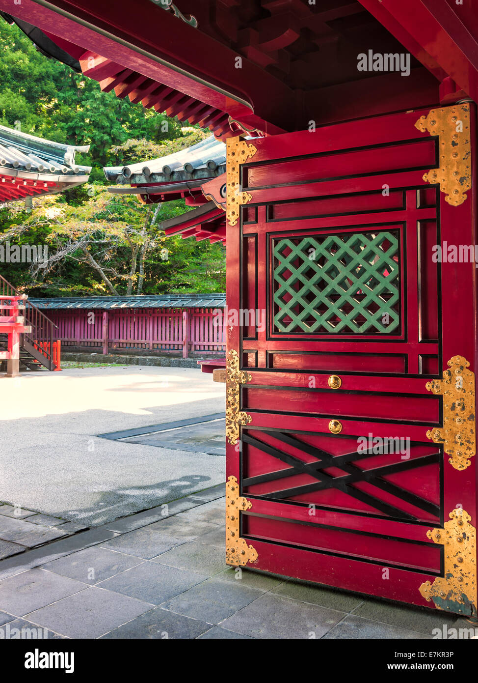 The doorway to Hakone shrine, a temple in Japan Stock Photo - Alamy