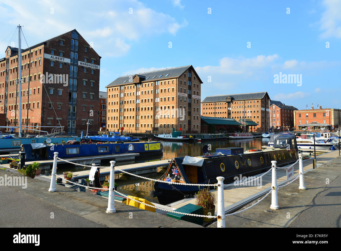 Regeneration of gloucester docks hi-res stock photography and images ...