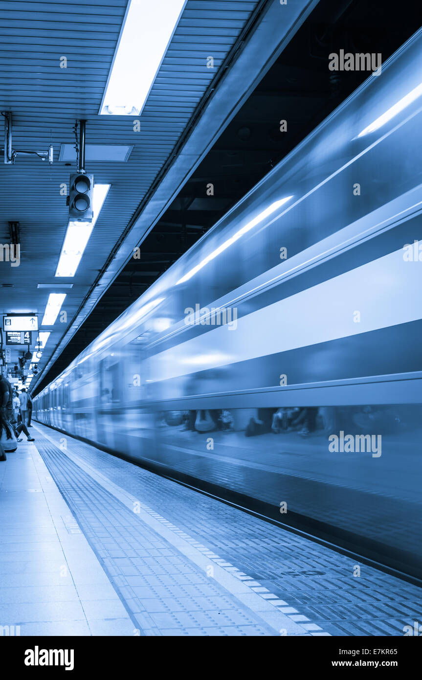 Blue metro train hi-res stock photography and images - Alamy