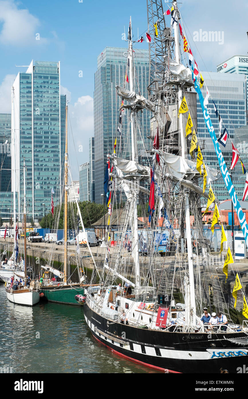 London tall ships hi-res stock photography and images - Alamy