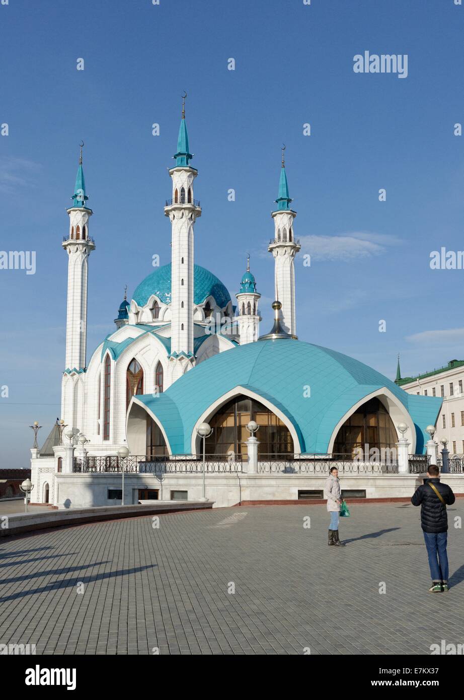 Kul sharif mosque in kazan kremlin hi-res stock photography and images ...