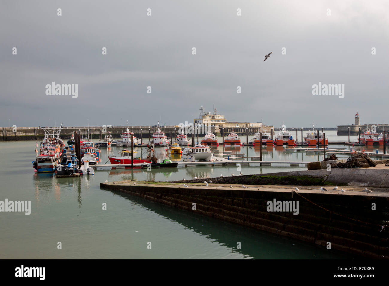 Ramsgate pier hi-res stock photography and images - Alamy