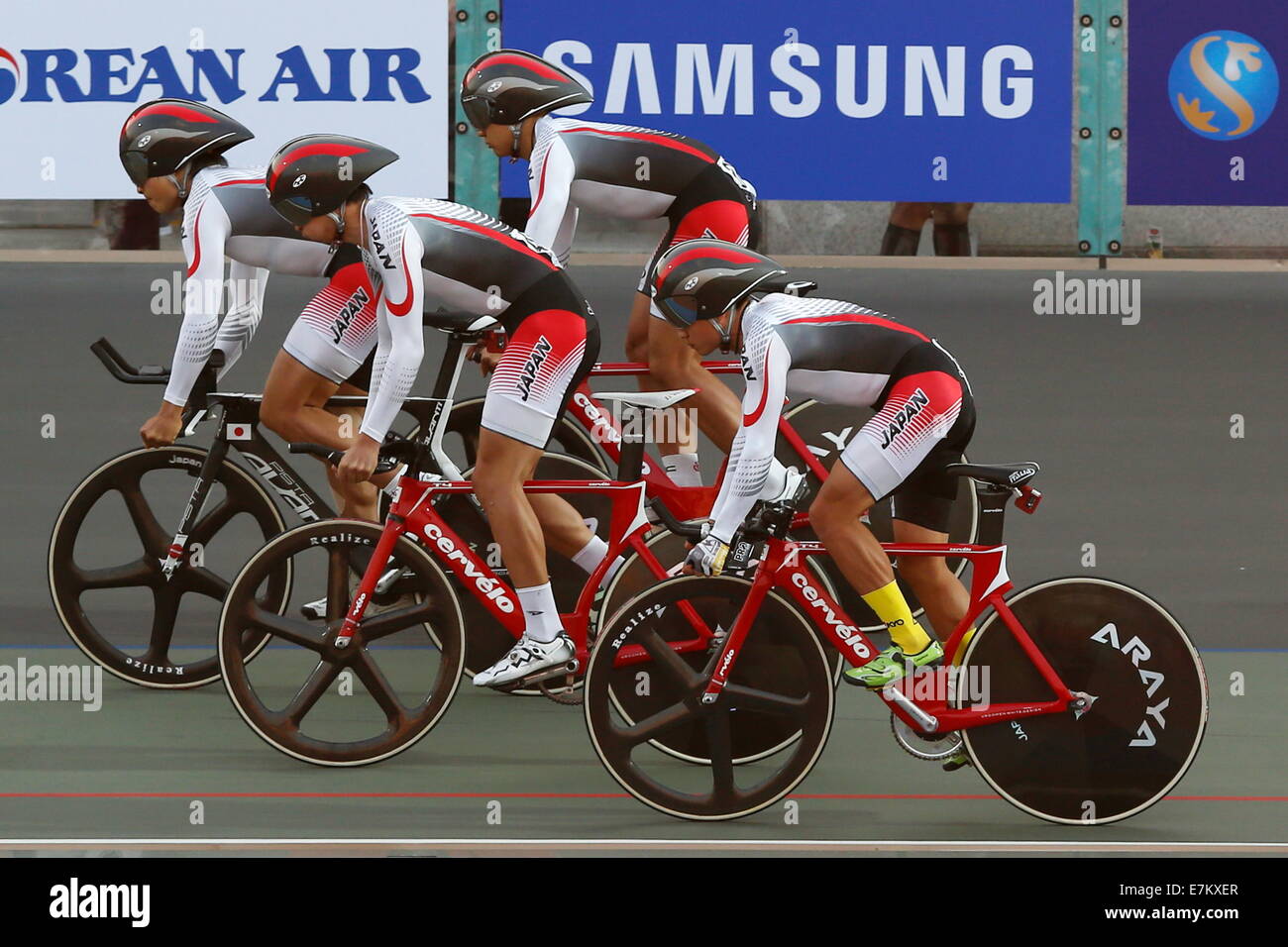 Incheon, South Korea. 20th Sep, 2014. Japan team group (JPN) Cycling ...