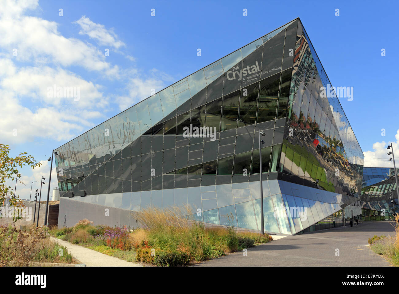 Building of crystal hi-res stock photography and images - Alamy
