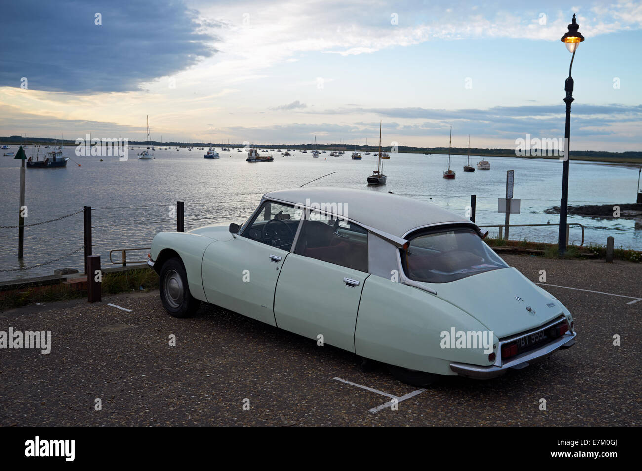 Vintage Citroen DS car Stock Photo - Alamy