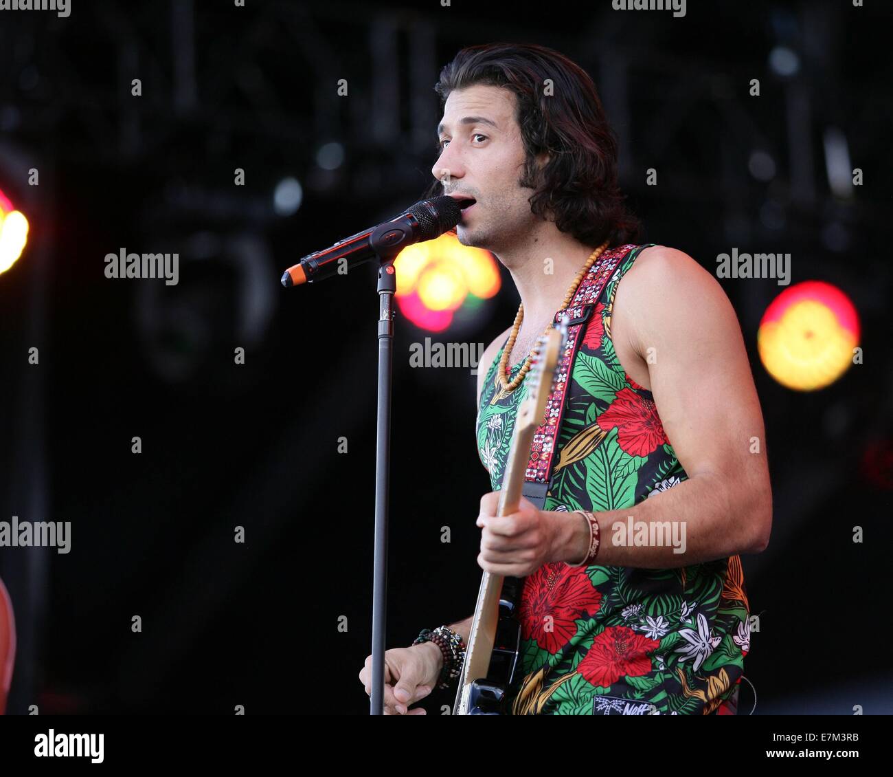 Magic carpet 2 hi-res stock photography and images - Alamy