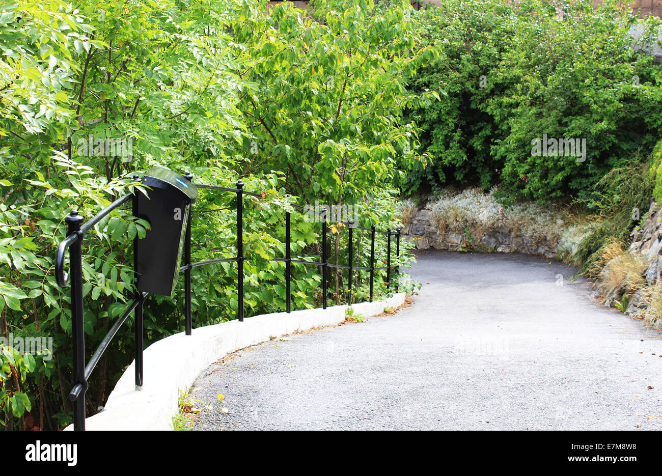 Suburban mailbox hi-res stock photography and images - Alamy