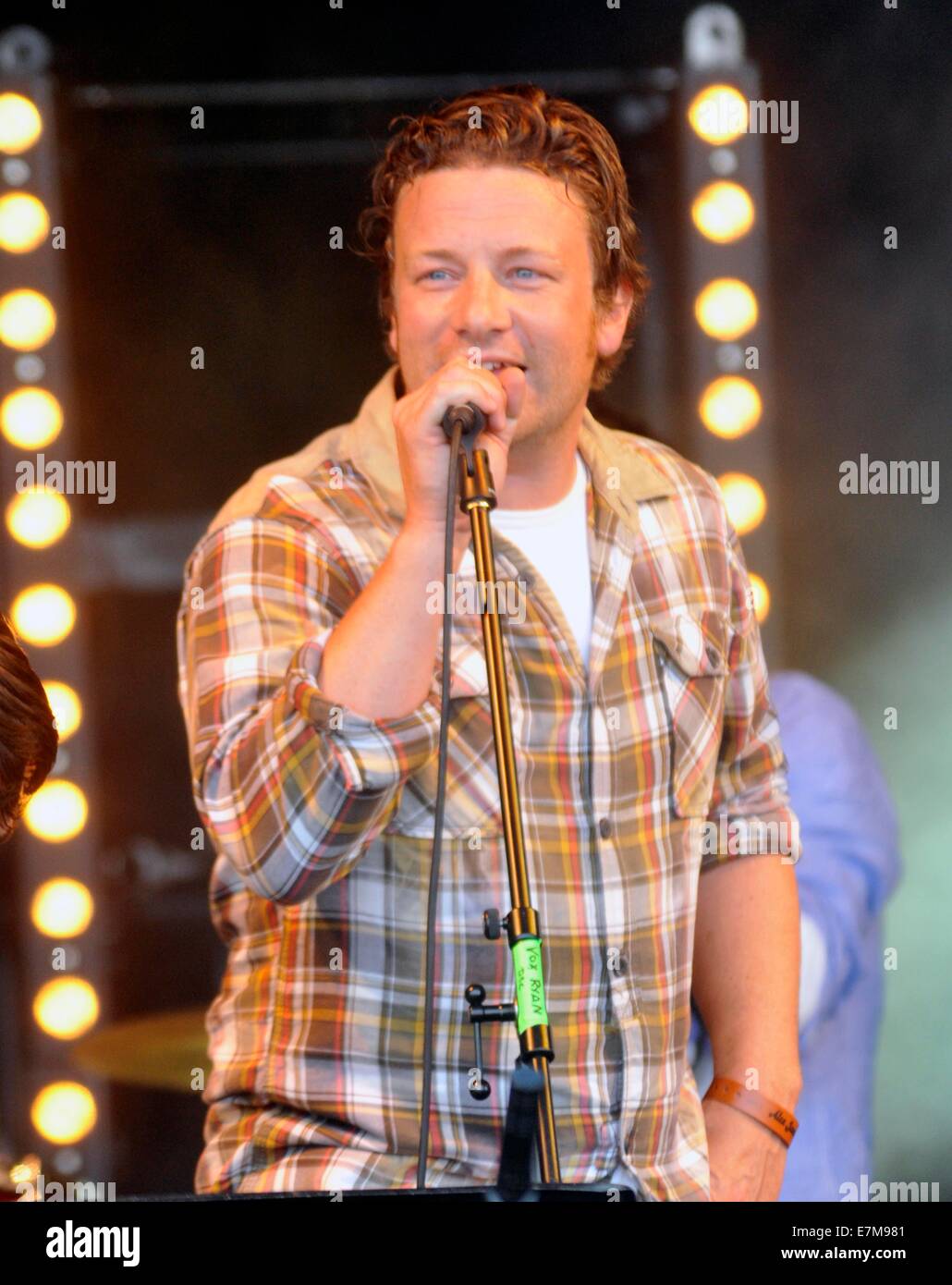 Jamie cook hi-res stock photography and images - Alamy