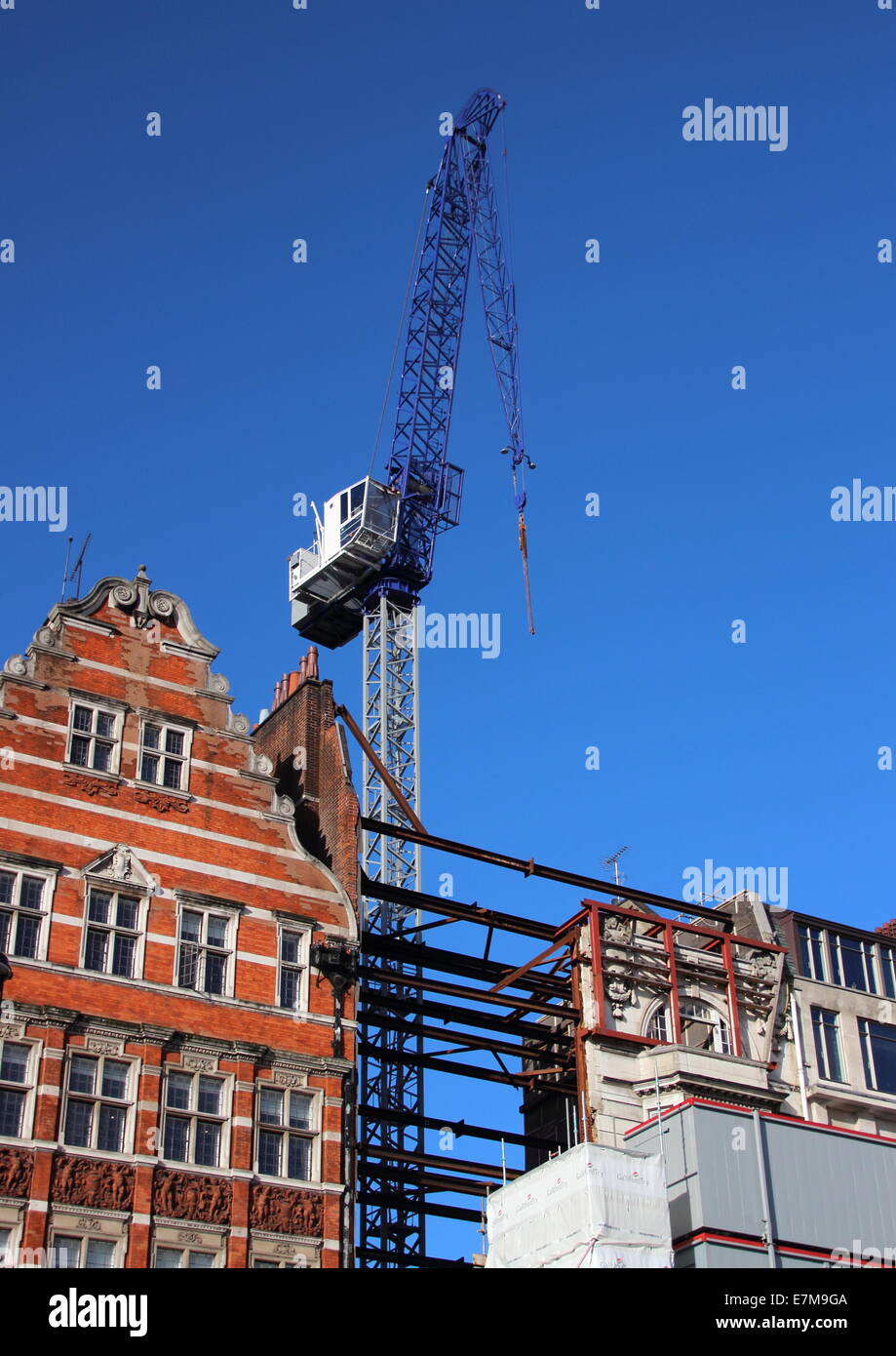 Old crane base hi-res stock photography and images - Alamy