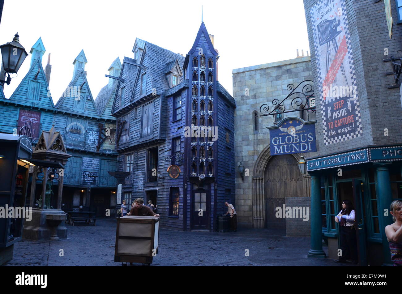 Diagon Alley at the Wizarding World of Harry Potter expansion, at ...