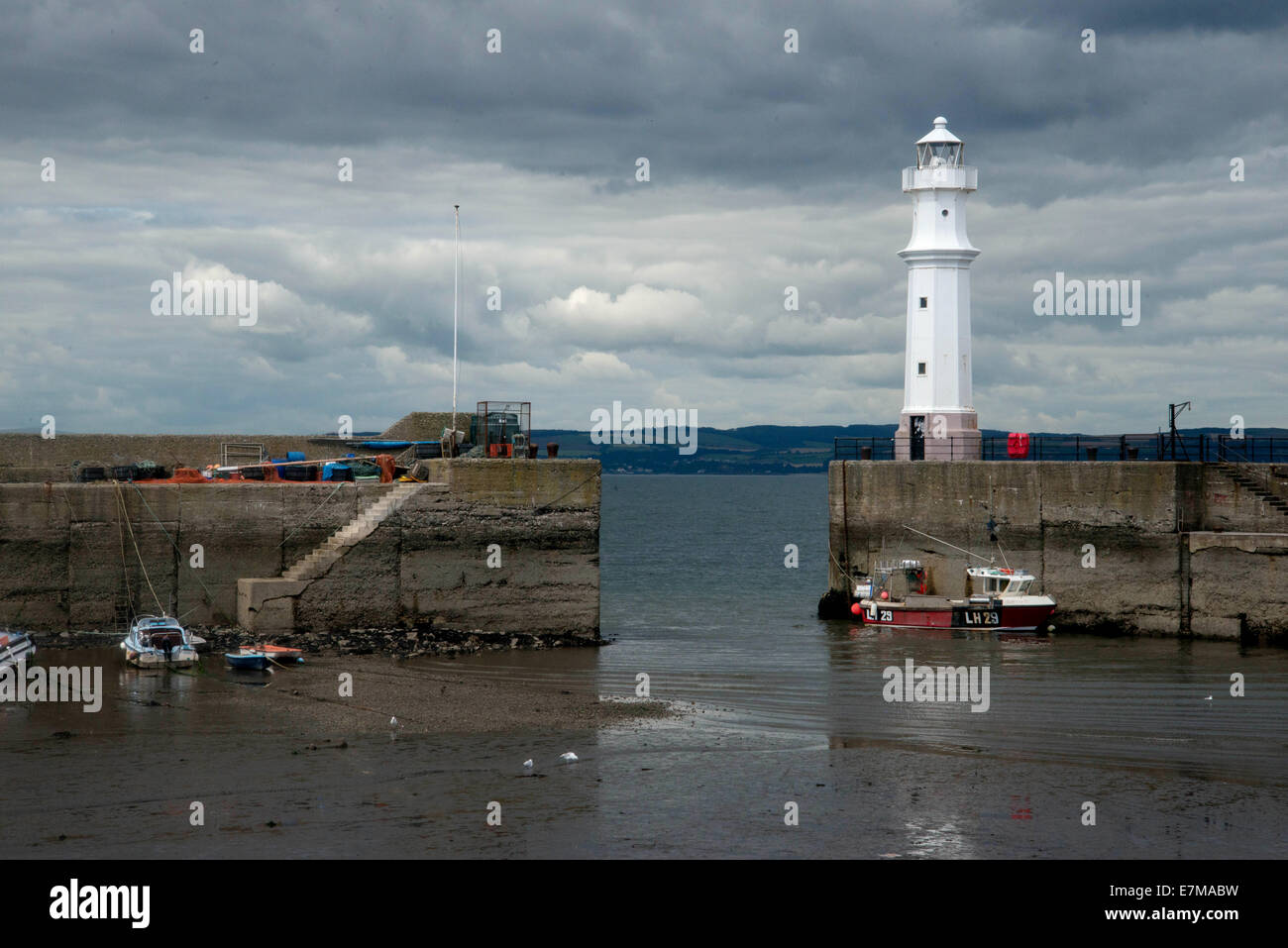 New Haven Harbour Edinburgh Stock Photo - Alamy