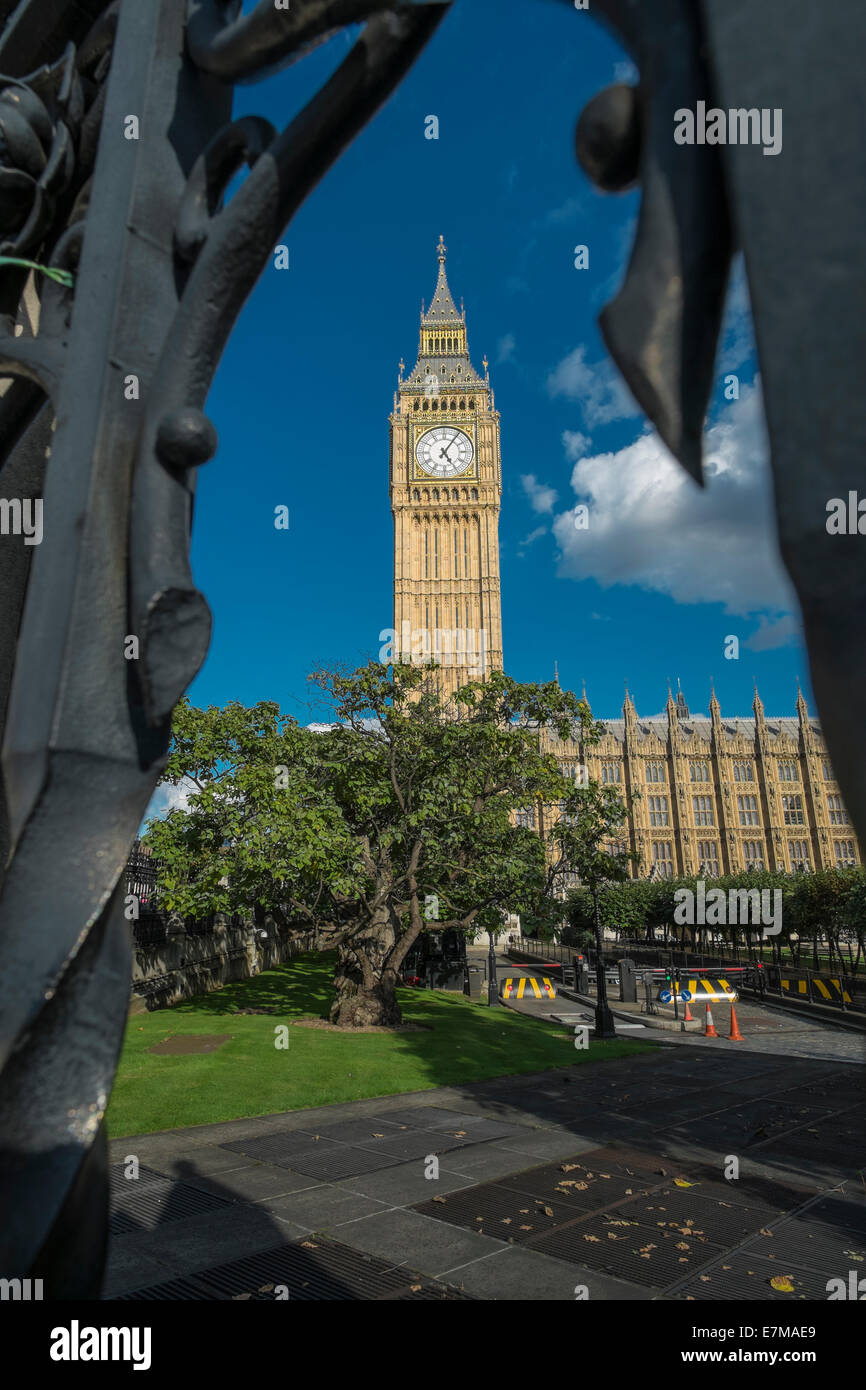 Details of the newly named Elizabeth Tower at the Houses of Parliament ...