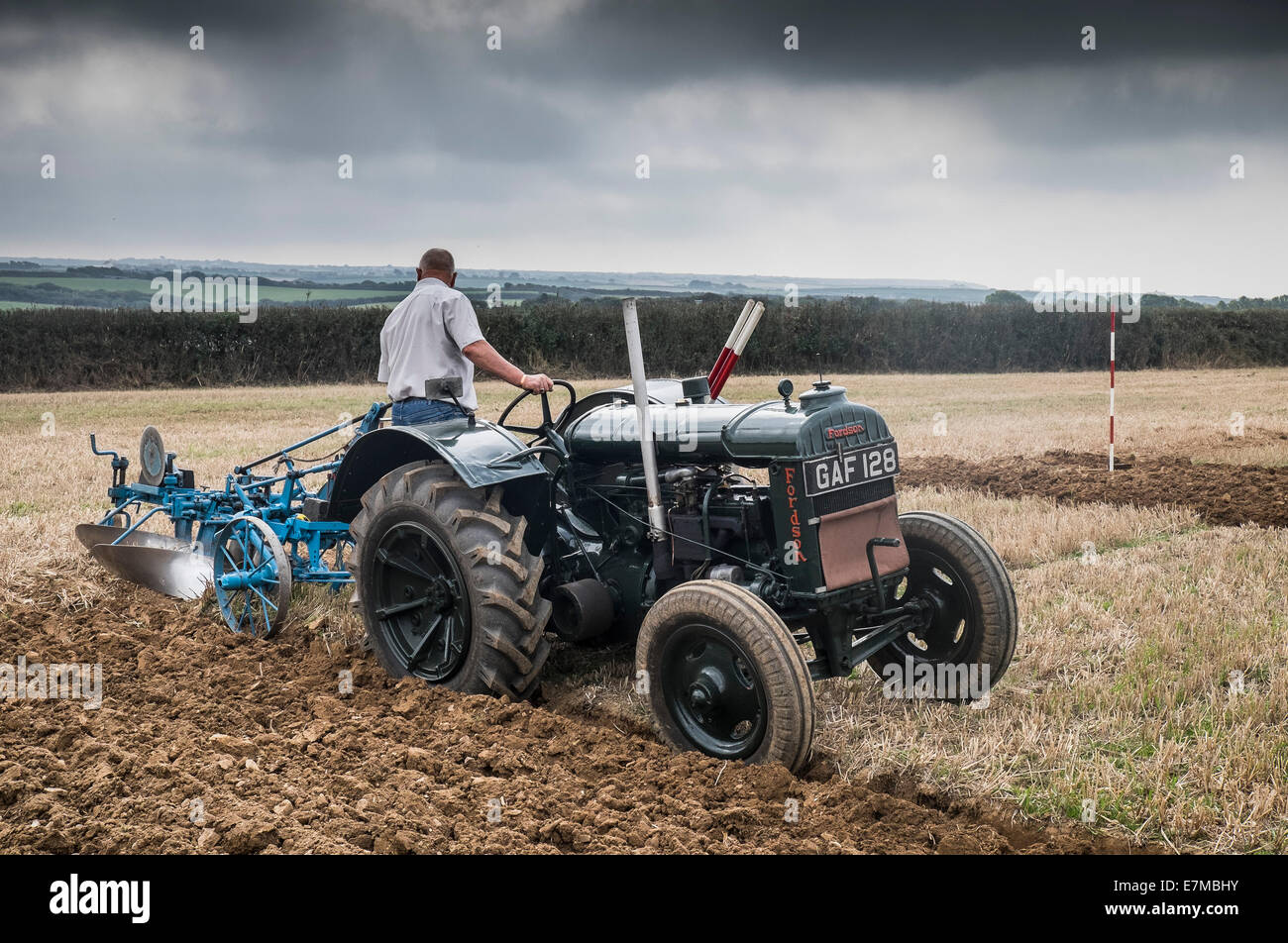Vintage fordson tractor ploughing hi-res stock photography and images ...