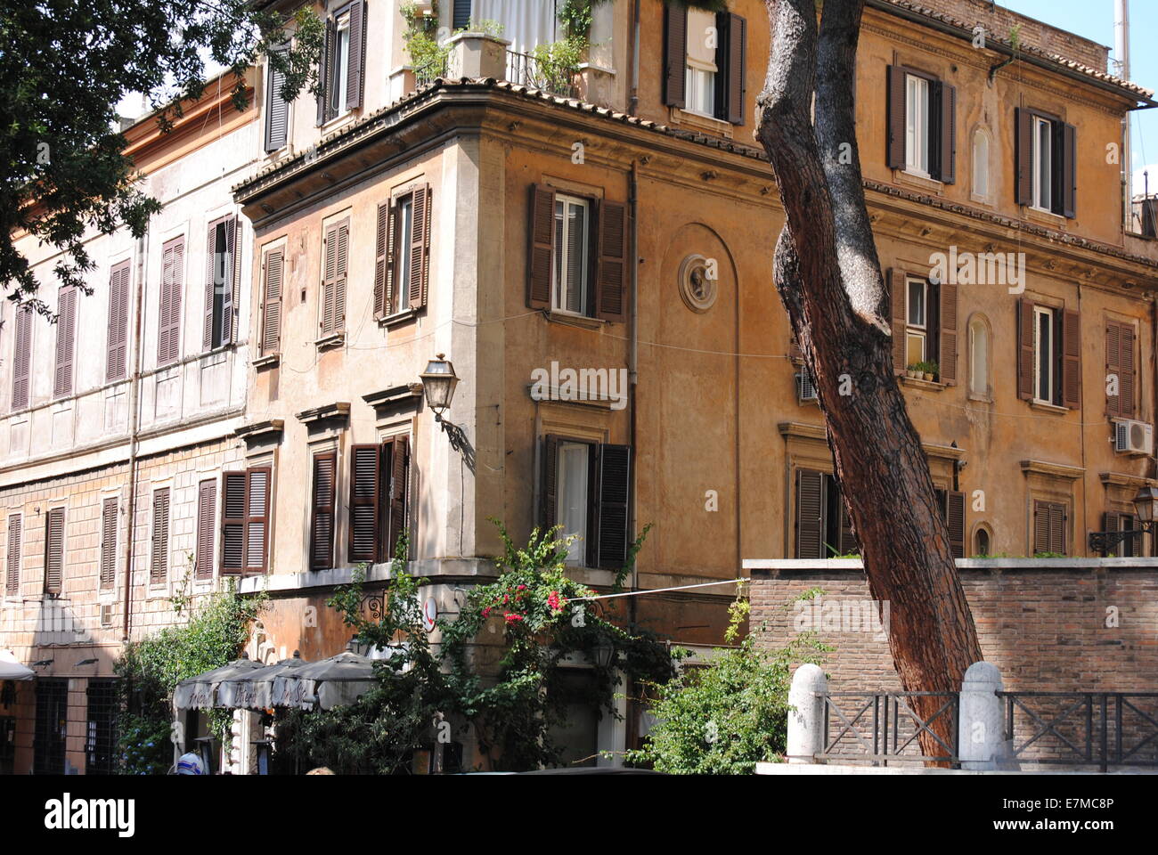 Old buildings in Rome Stock Photo - Alamy