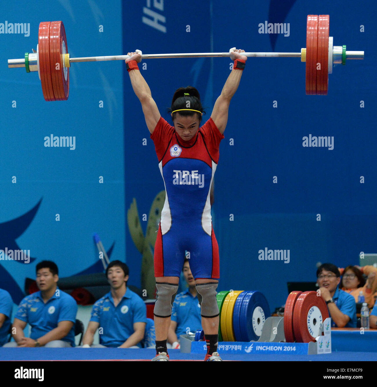 (140921) -- INCHEON, Sept. 21, 2014 (Xinhua) -- Hsu Shu Ching of ...