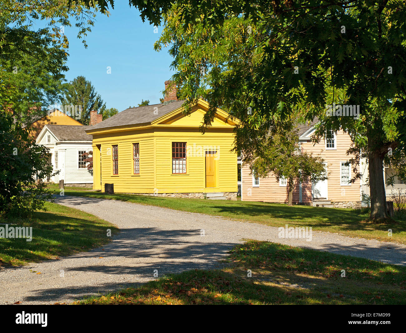 old fashioned quaint village Stock Photo - Alamy