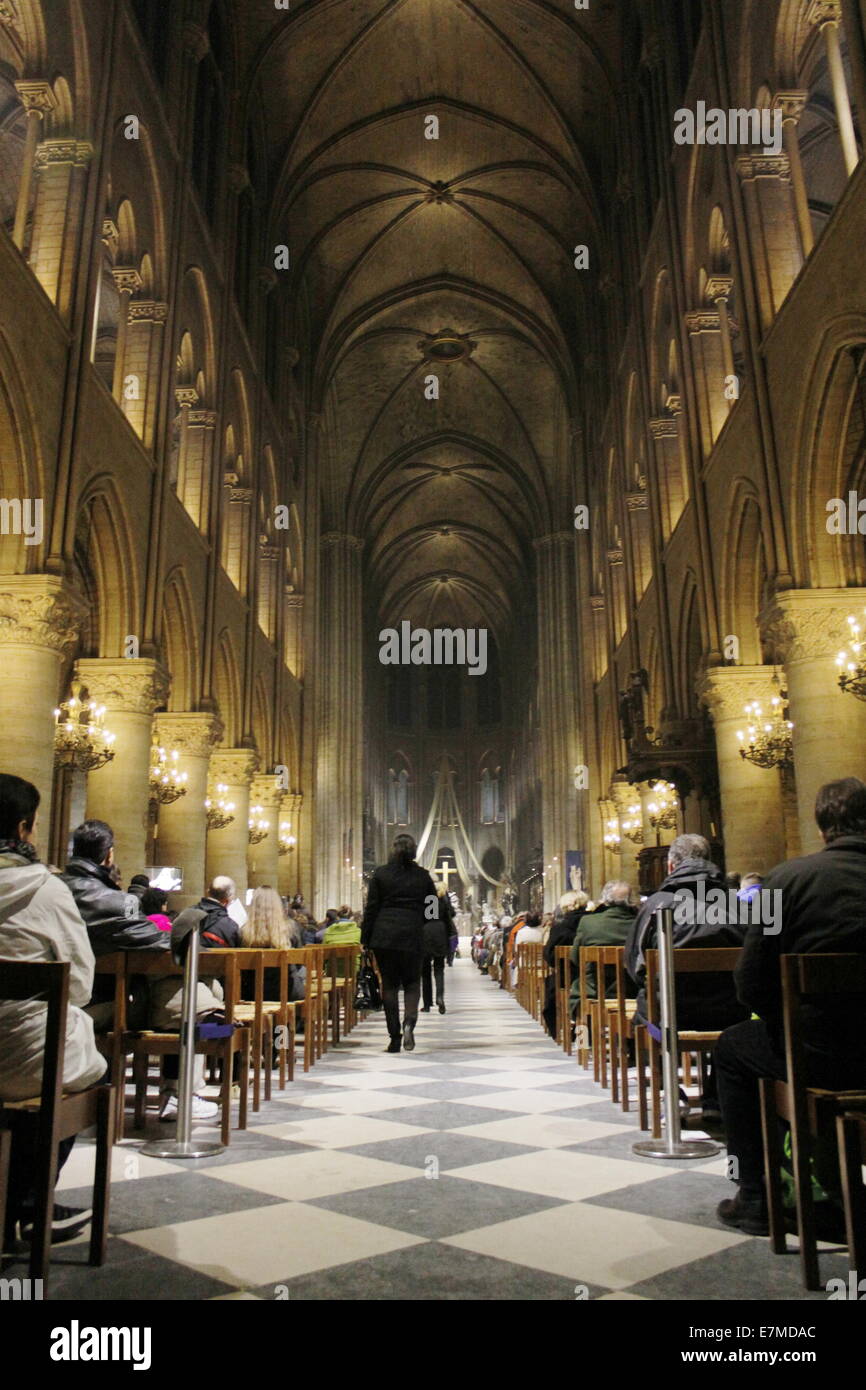Inside Notre Dame de Paris cathedral, Paris, France Stock Photo - Alamy