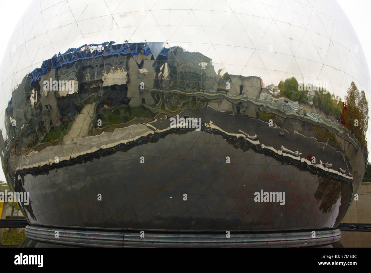 Geode, Villette, Cité, Science, Paris, France, French, Architecture ...