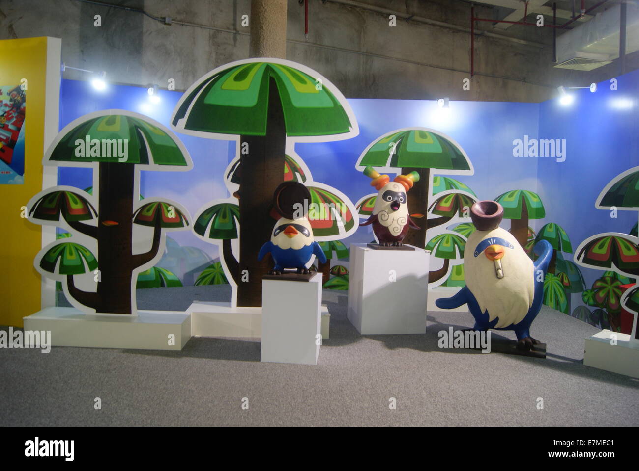 Animal statues, Adorable Stock Photo - Alamy