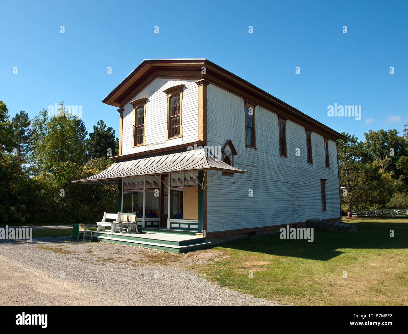 old fashioned quaint village Stock Photo - Alamy