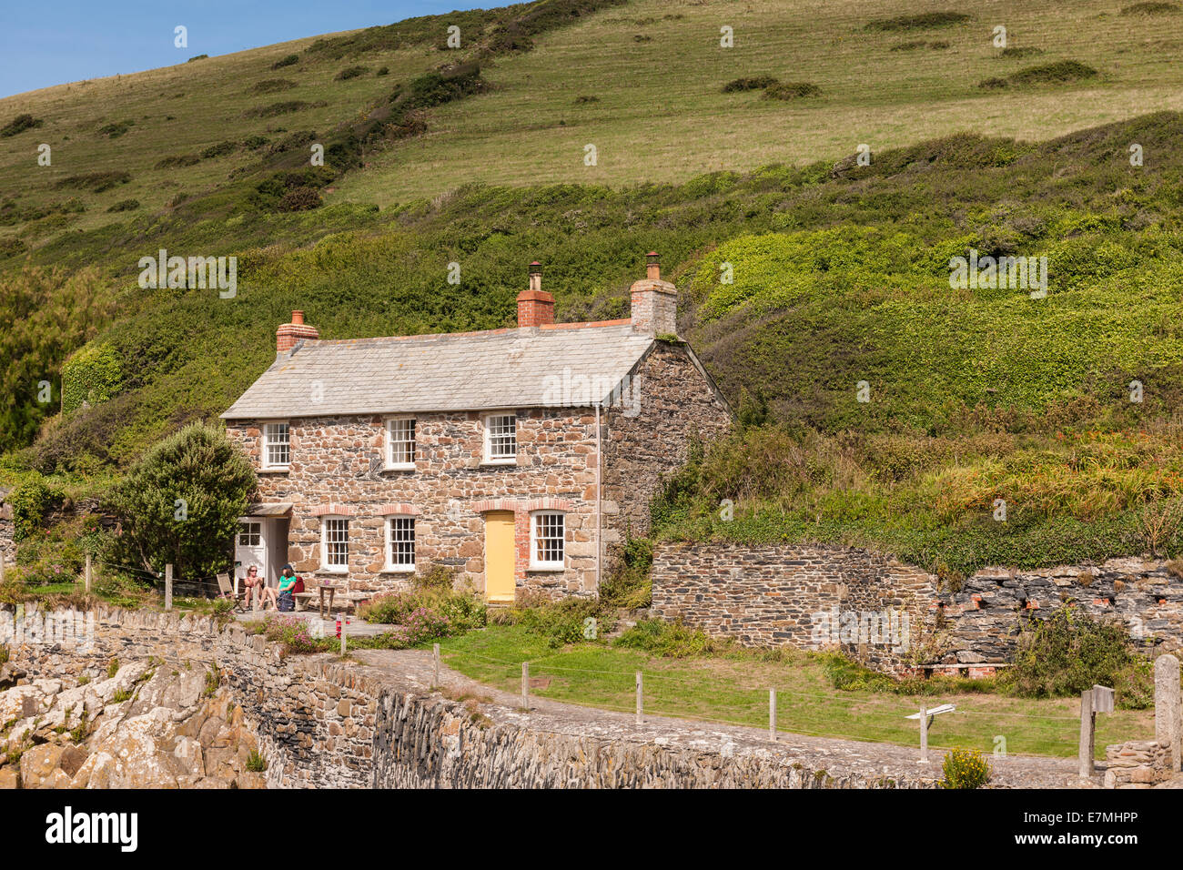 PORT QUINN, NORTH COAST, CORNWALL, ENGLAND, GREAT BRITAIN Stock Photo ...