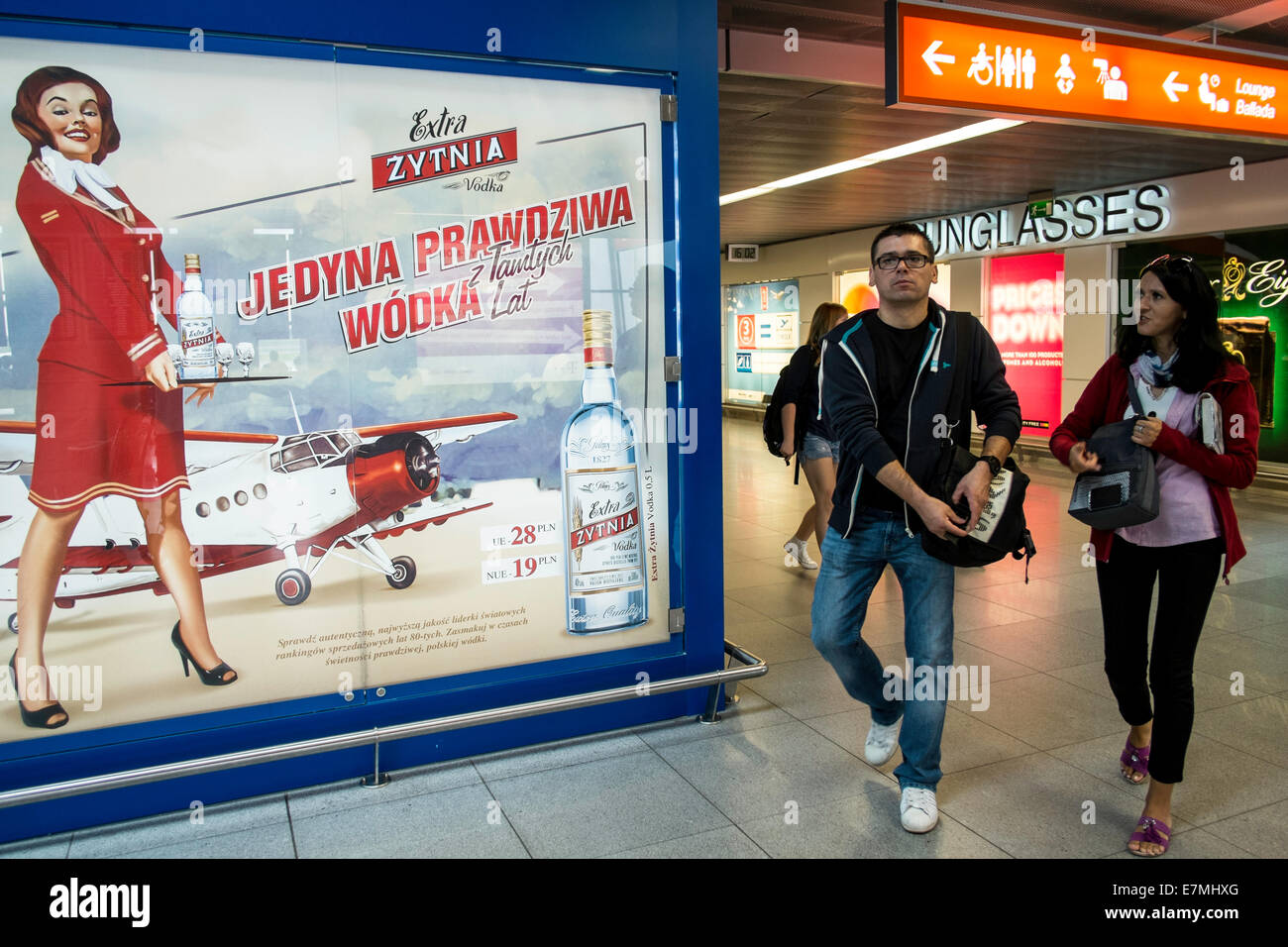 Duty free shops hi-res stock photography and images - Alamy