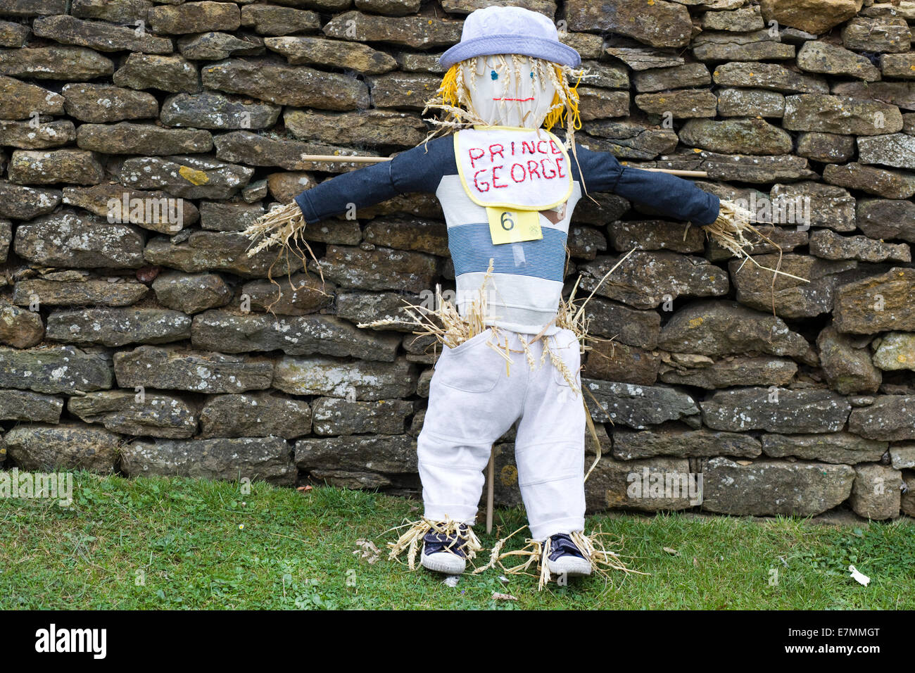 Creative scarecrows hi-res stock photography and images - Alamy