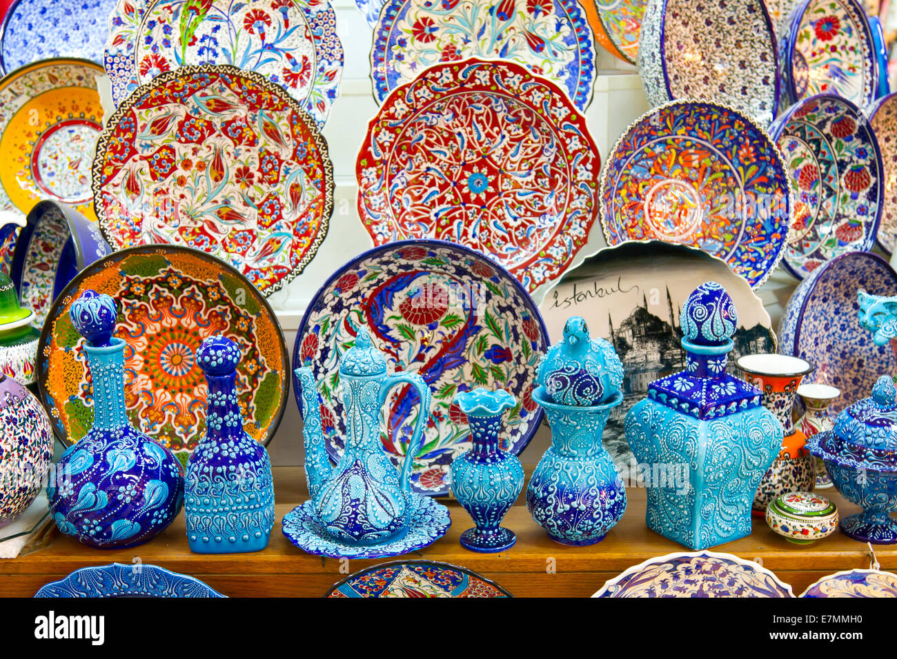 Turkish ceramics hi-res stock photography and images - Alamy
