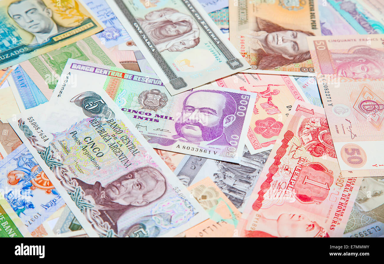 50 pound notes pile hi-res stock photography and images - Alamy